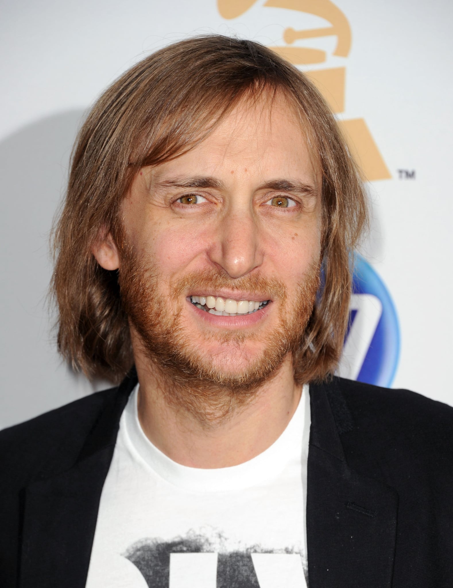 David Guetta a-t-il subi une chirurgie esthétique ? Une rhinoplastie?